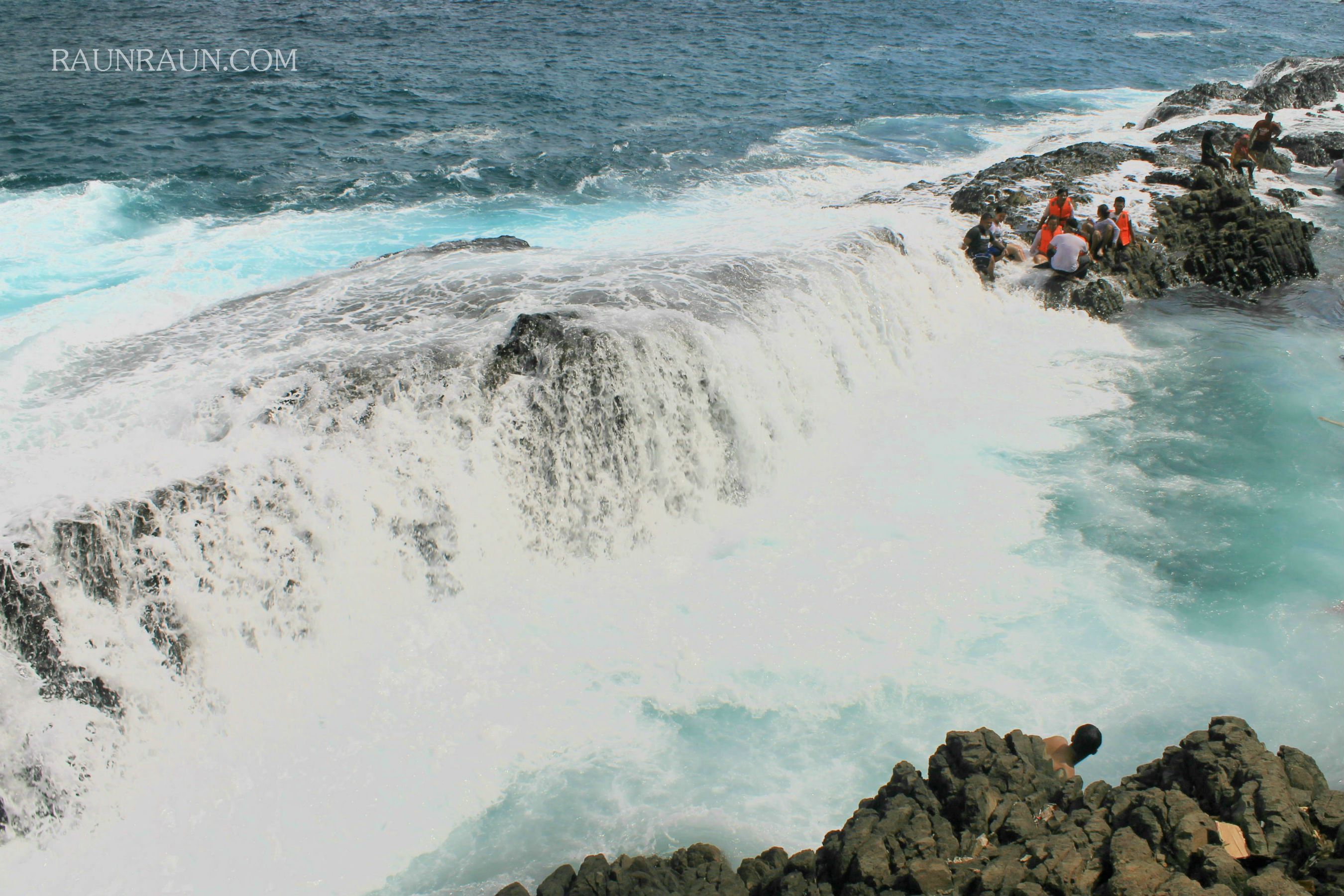 Teluk Kiluan (Kiluan Bay) start Jakarta – RAUNRAUN.COM